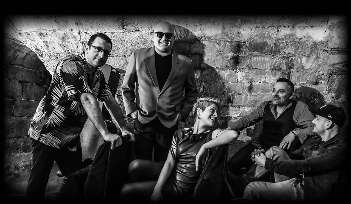 Big Dez | Official Band Site.